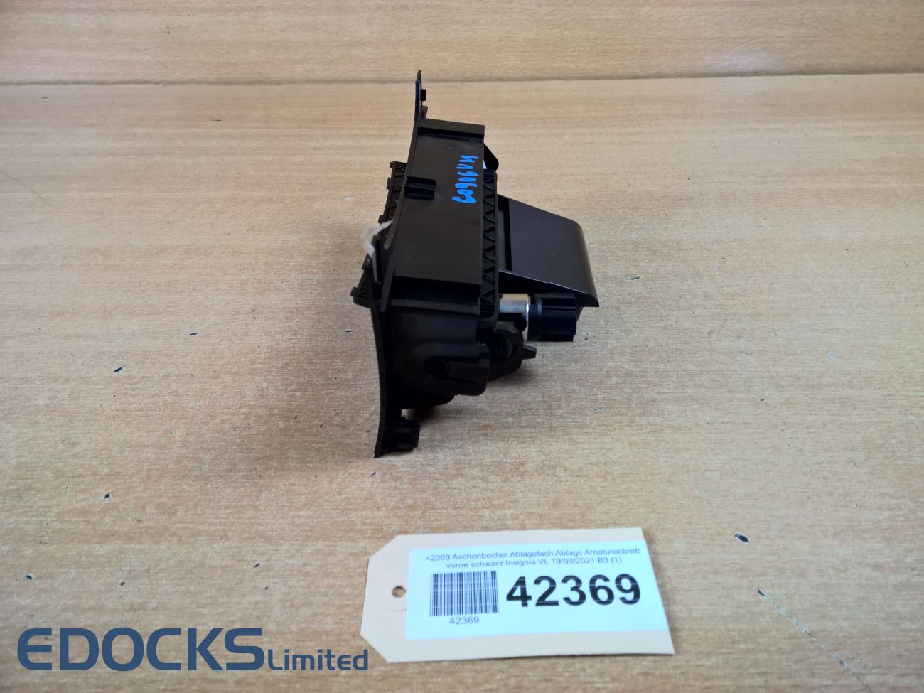 Aschenbecher Ablagefach Ablage Arnaturenbrett vorne Insignia Opel