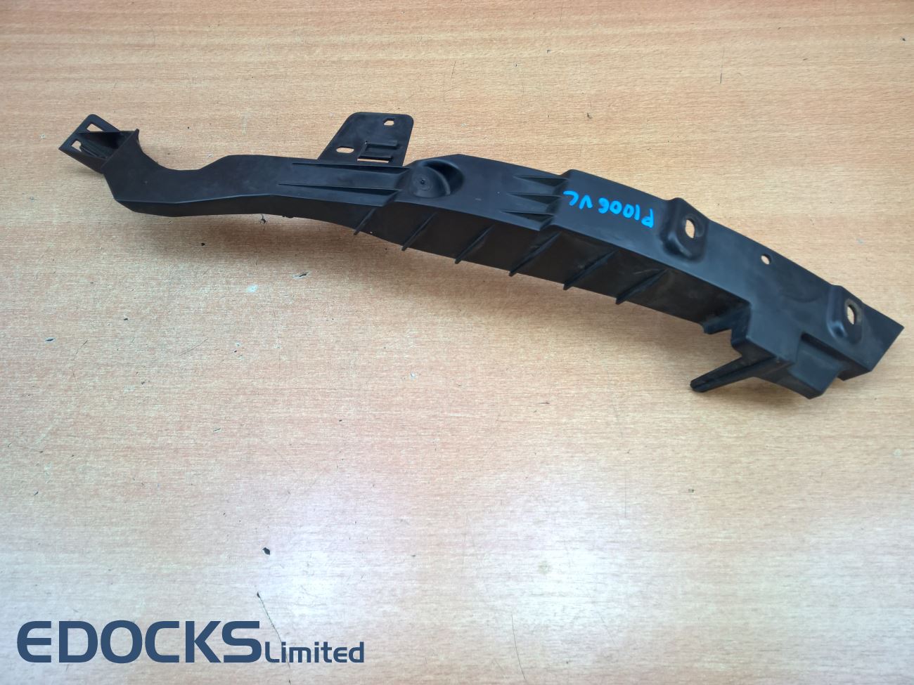 Befestigung Halter Führung Stoßstange Stoßfänger vorne links Astra J Opel