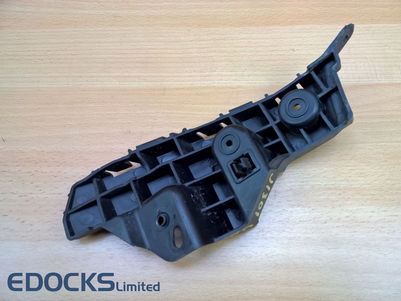 Befestigung Halter Führung Stoßstange vorne rechts Mokka Opel