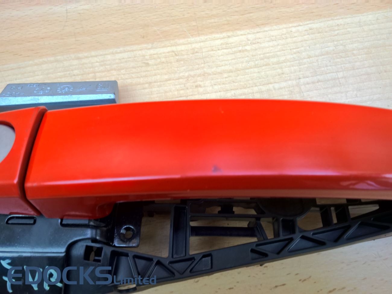 Türgriff aussen vorne rechts Z50B Power Rot RHD Adam Astra J Insignia Opel