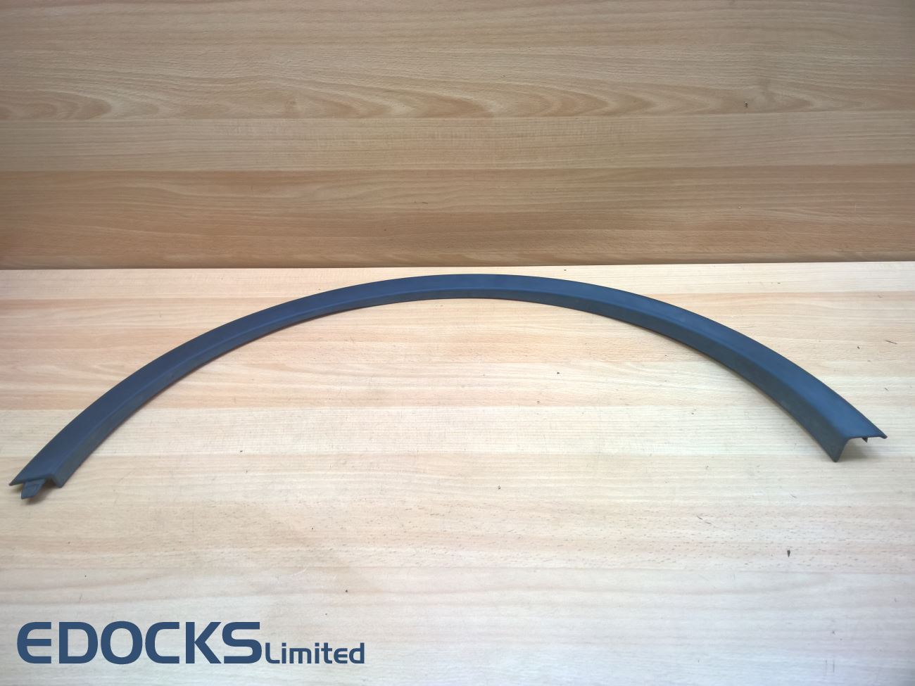 Blende Leiste Zierleiste Radlauf Kotflügel vorne links Mokka Opel